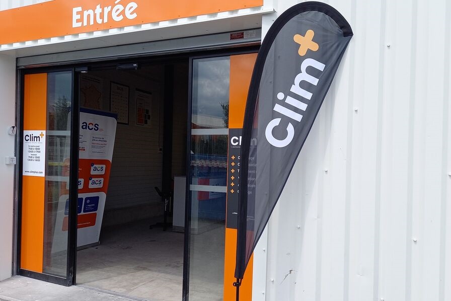 La 66e agence Clim+ se trouve à Auray (56)